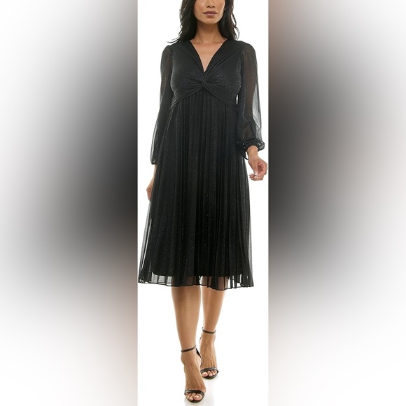 Maison Tara | Dresses | Maison Tara Long Sleeve Shimmer V Neck Twist ...